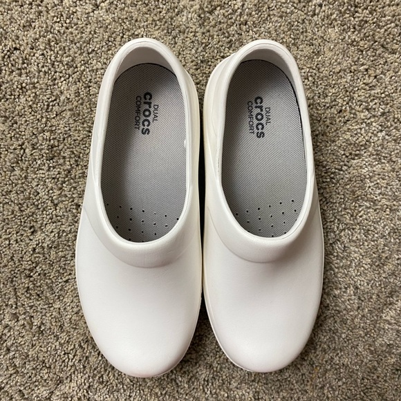 CROCS | Shoes | Crocs Dual Comfort Slip Resistant White Clogs | Poshmark